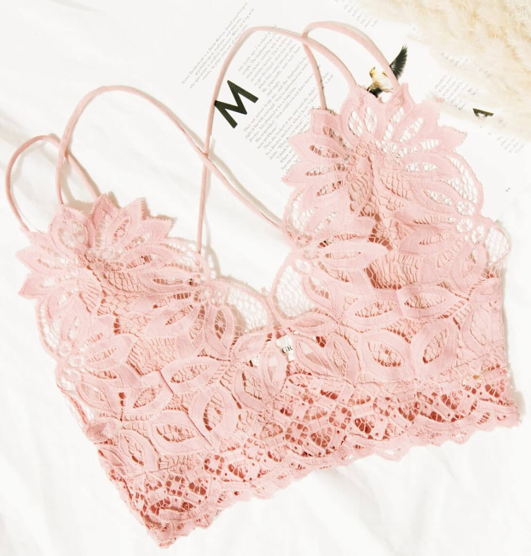 How To Wear a Bralette - 34 Awesome Outfit Ideas We Love | The Zenish